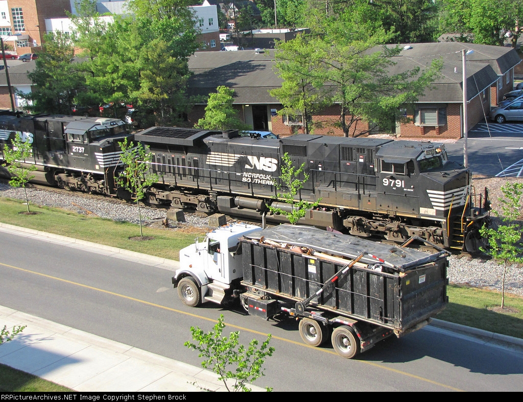 NS 55A grain train arrives from Ft. Wayne, Indiana